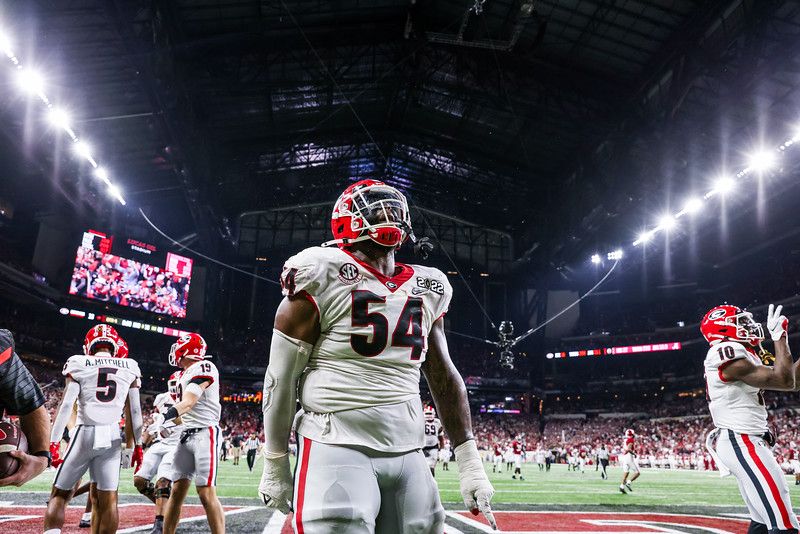 Georgia Football OL Justin Shaffer Declares for the 2022 NFL Draft ...