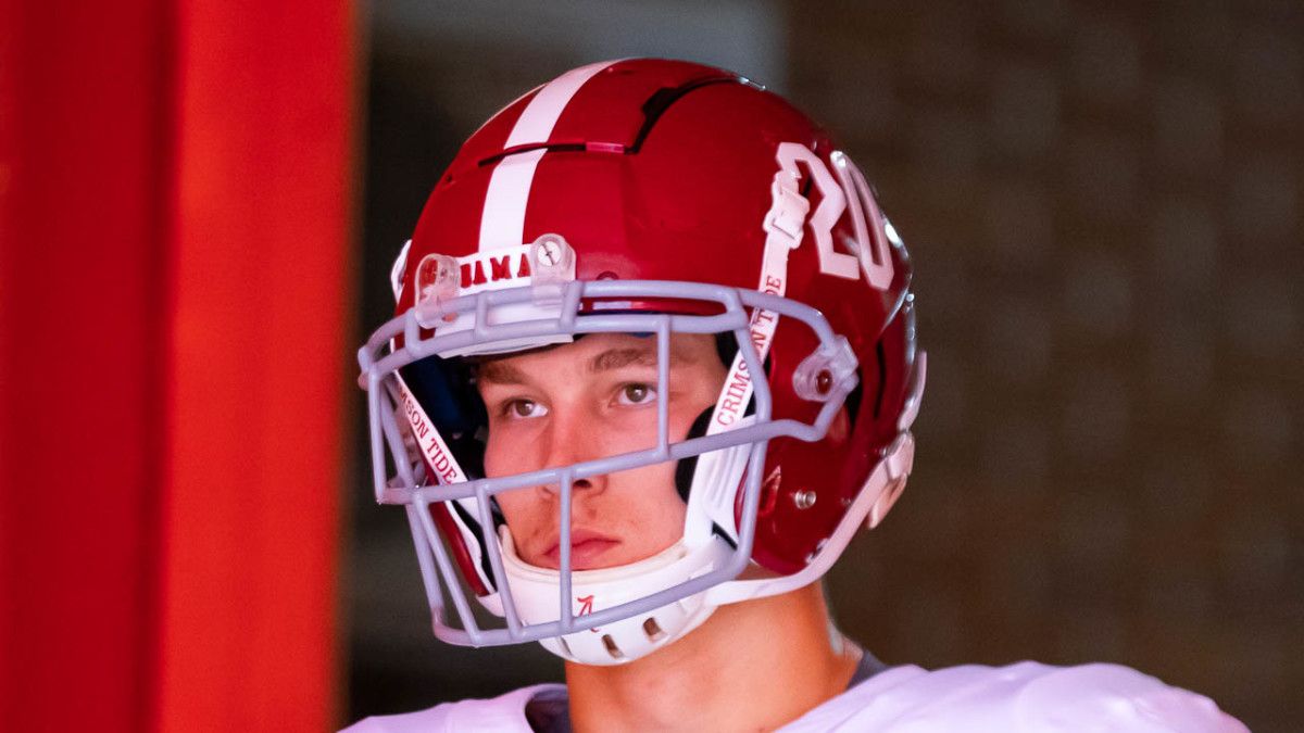 Hogs Pick Up Transfer Linebacker from Alabama - Sports Illustrated All ...