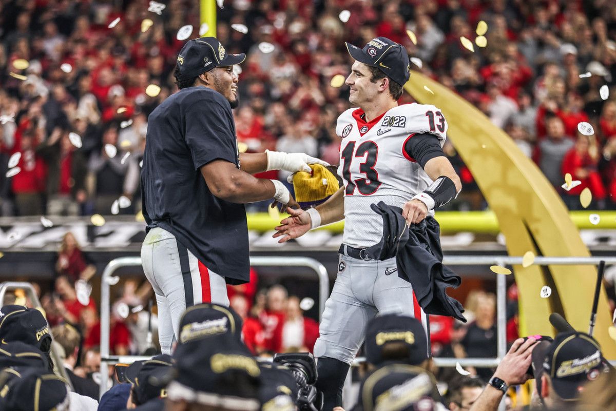 Georgia Football Quarterback Stetson Bennett Returns to Athens - Sports ...