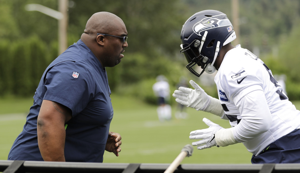 Clint Hurtt, Players Provide Further Confirmation 2022 Seahawks Defense ...