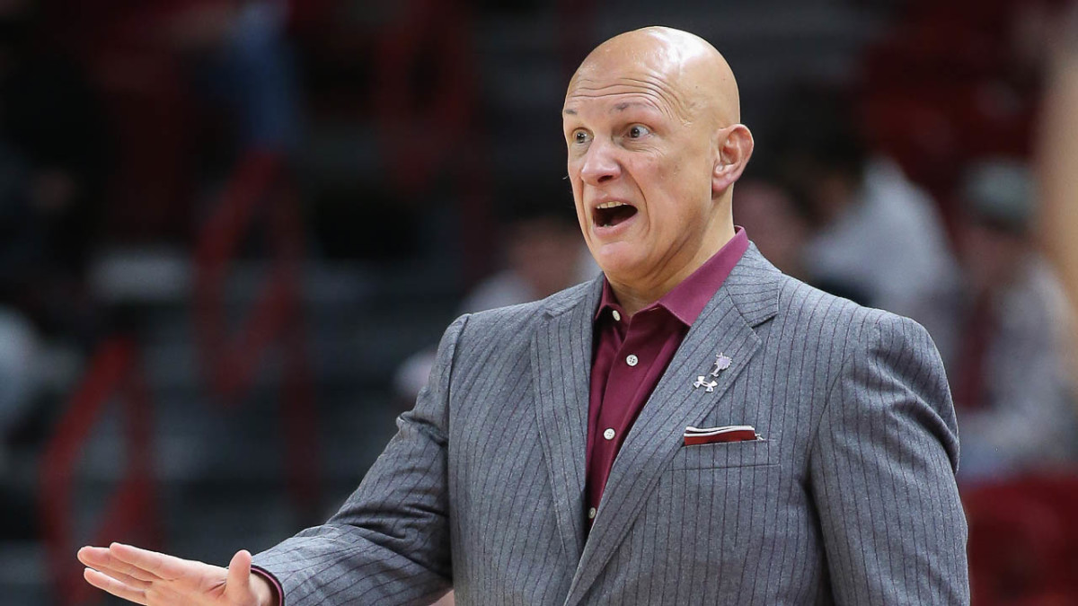 LOOKING BACK: Best in Photos from Razorbacks' Win Tuesday Night ...