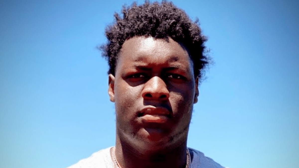 DL Caden Story Includes Florida Gators in Top 3 - Sports Illustrated ...