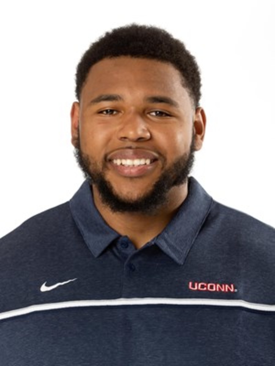 Las Vegas Raiders NFL Draft Prospect: Connecticut Huskies Travis Jones ...