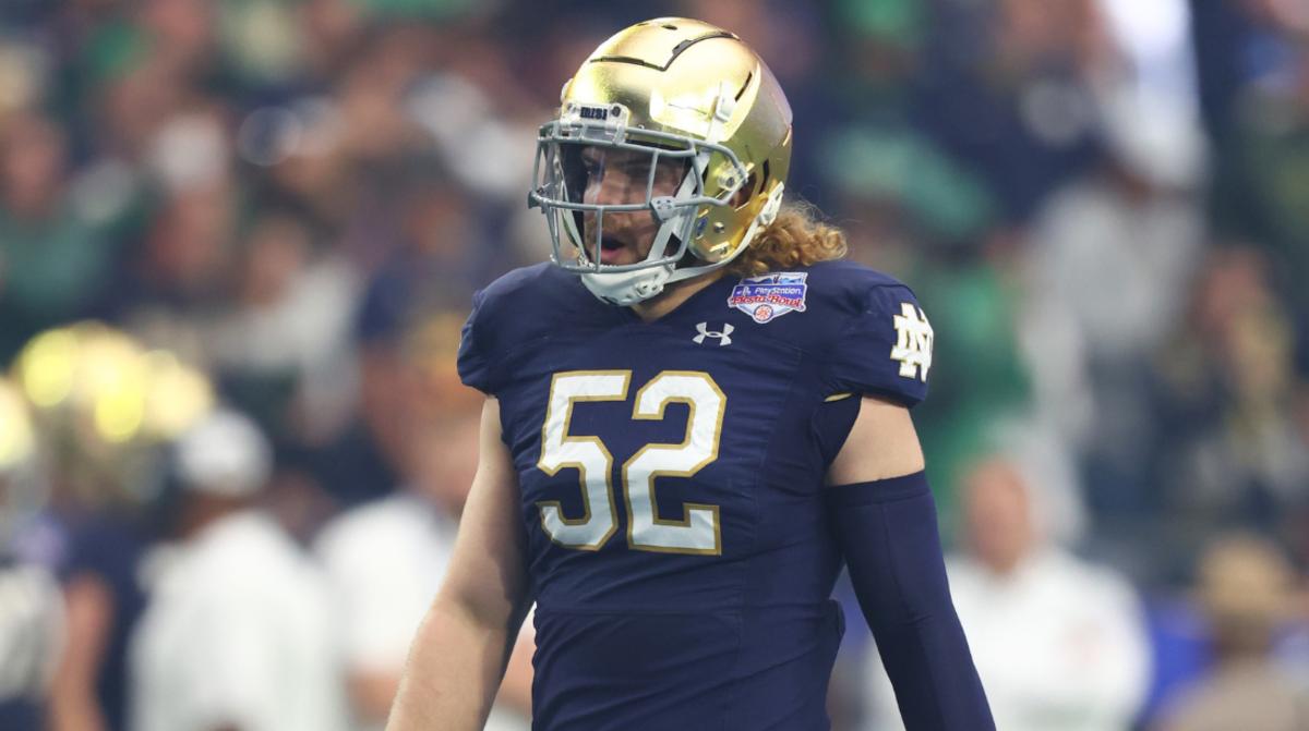 Notre Dame LB Bo Bauer Will Miss The Remainder Of The 2022 Season ...