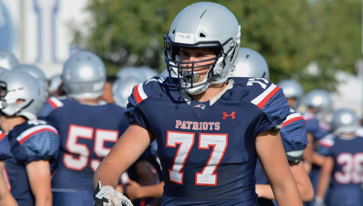 UCLA Football Becomes Latest Pac-12 Program to Offer Defensive Lineman ...