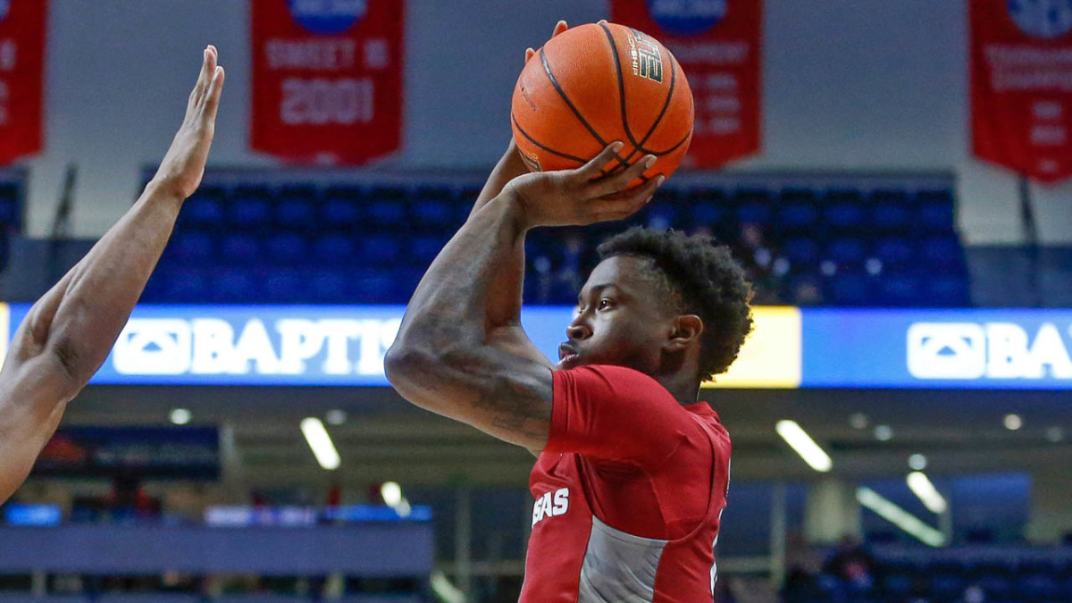 JD Notae Lights Up Ole Miss, Hogs on Five-game Win Streak - Sports ...