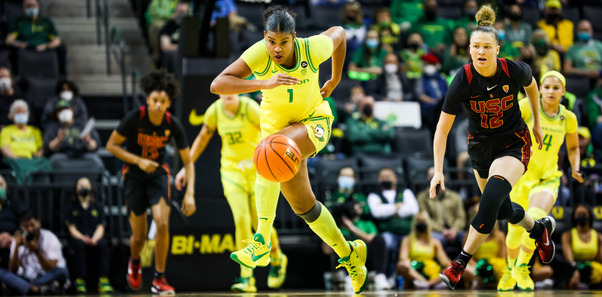 Te-Hina Paopao, Endyia Rogers, and Nyara Sabally Represent Oregon Ducks ...