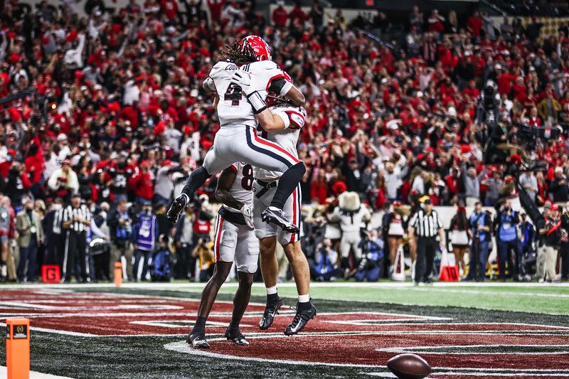 Georgia Football Running Back James Cook Pulls Out of the Senior Bowl ...