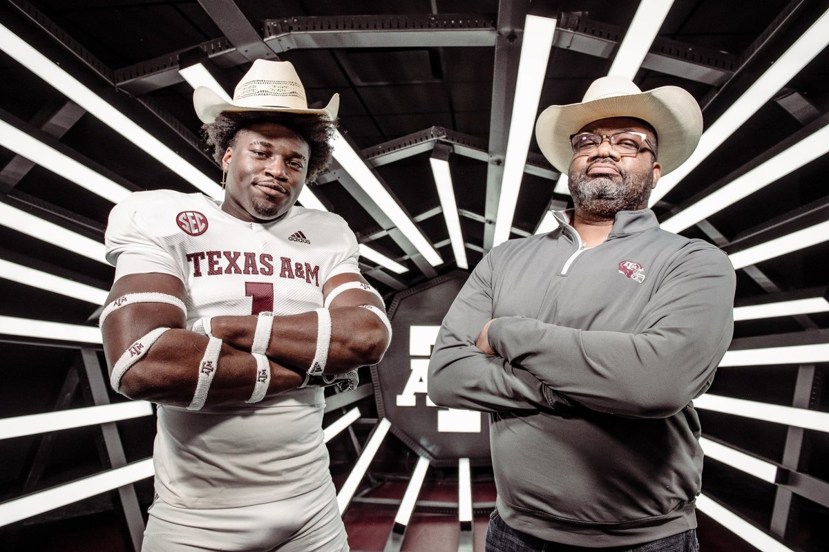 Nation's Top Edge Rusher Shemar Stewart Joins Texas A&M Aggies Already ...