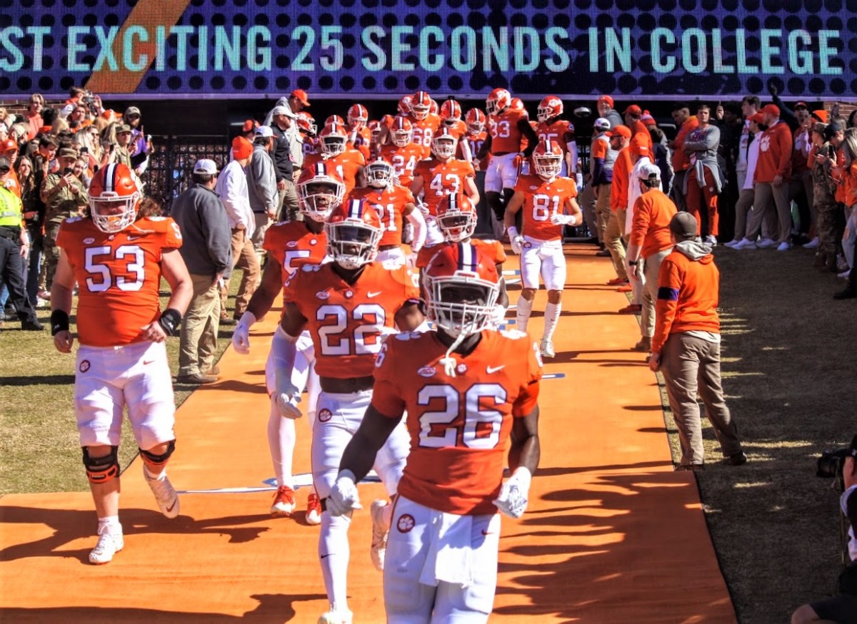 Clemson Visit 'Exceeded Expectations' for 2023 DB Braxton Myers ...