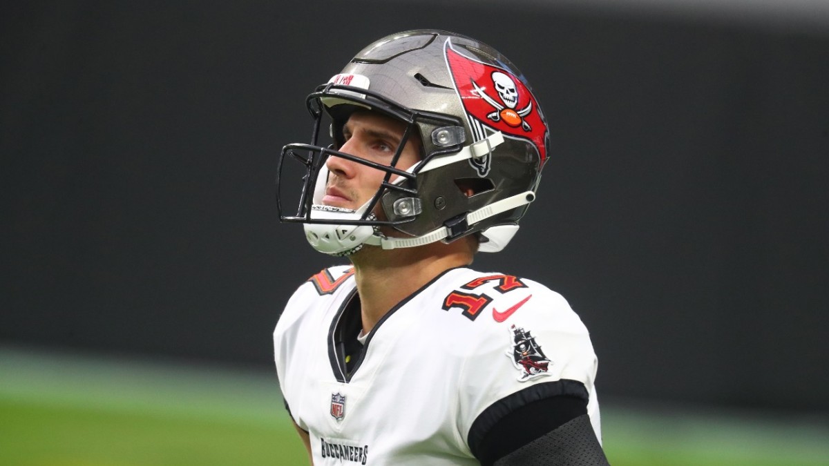 Former Buccaneers WR Justin Watson Signs With Chiefs - Tampa Bay ...