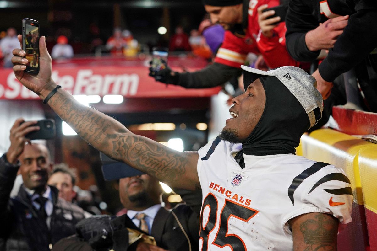 How Cincinnati Bengals Tee Higgins Made it to Super Bowl LVI in Photos ...
