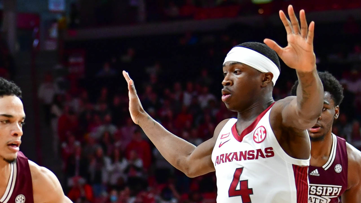 Razorback Fans Should Be Showing Devo Some Love These Days - Sports ...