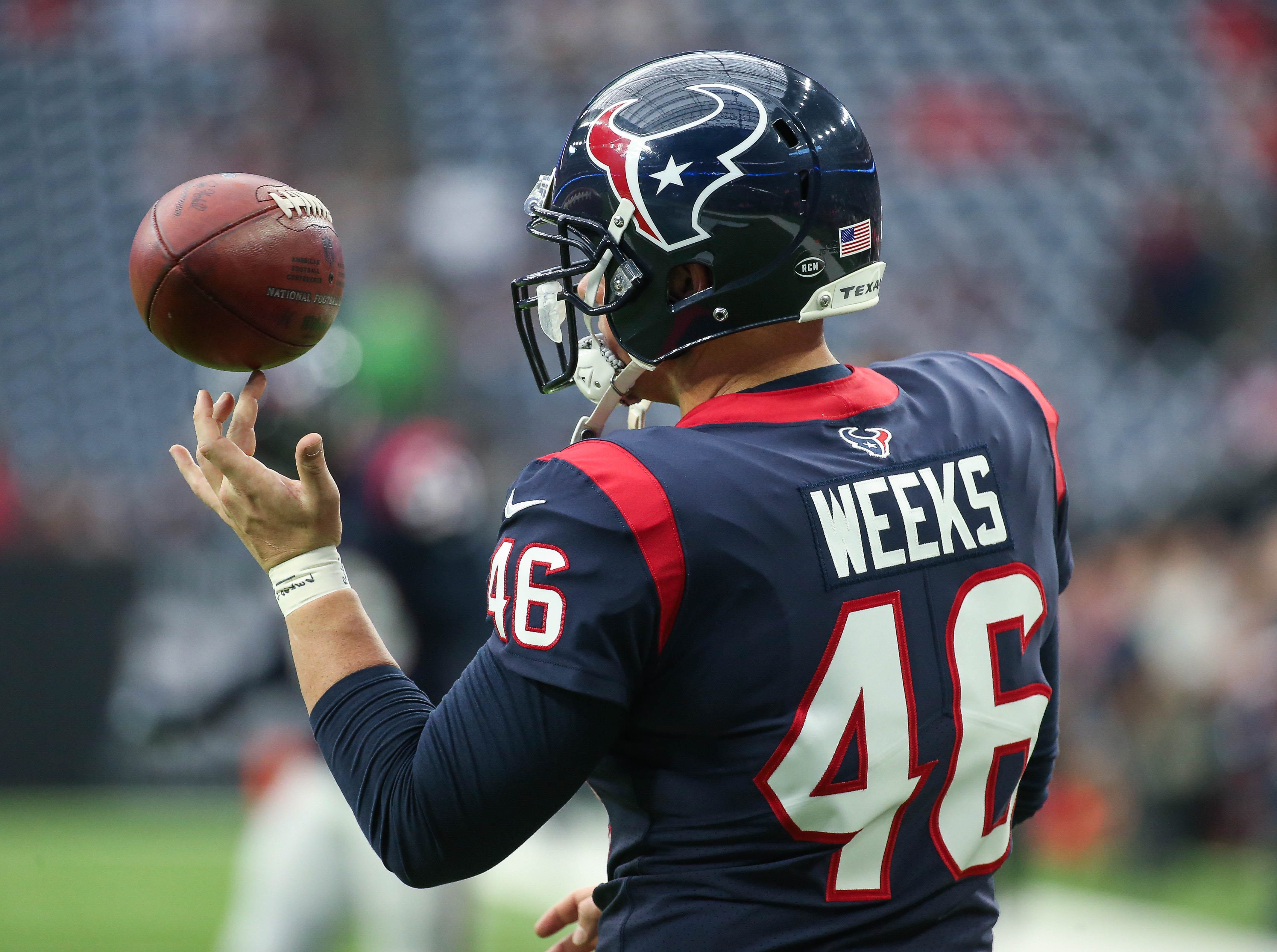 Jon Weeks Named Houston Texans' Walter Payton NFL Man Of The Year ...