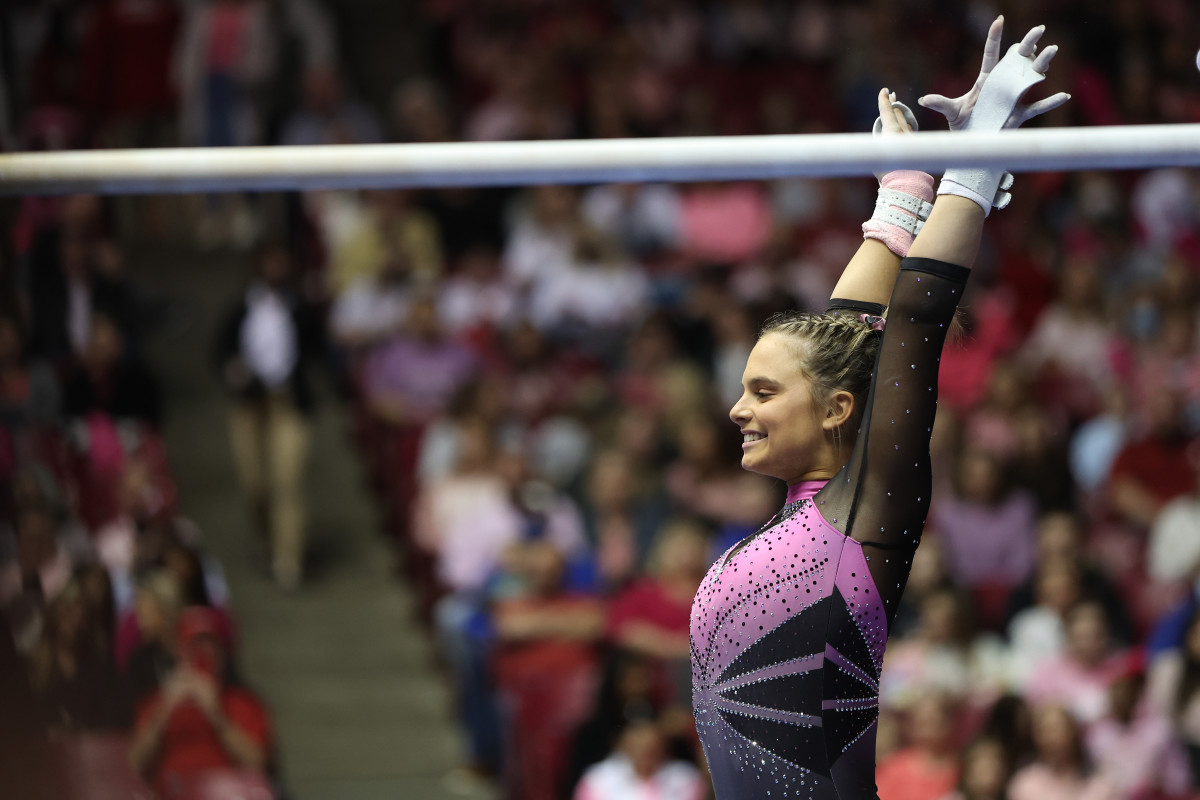 Alabama Gymnastics Embodies 'For Her' in Power of Pink Win over Georgia ...