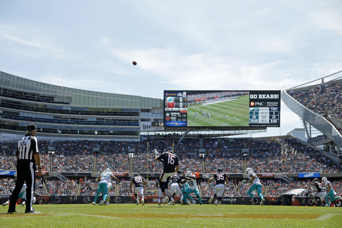 Chicago Bears sign long Snapper and punter - Sports Illustrated Chicago ...