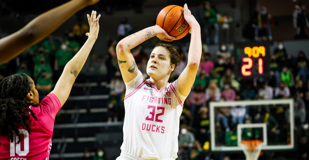 WATCH: Oregon Ducks Women's Basketball Forward Sedona Prince Recaps 52 ...