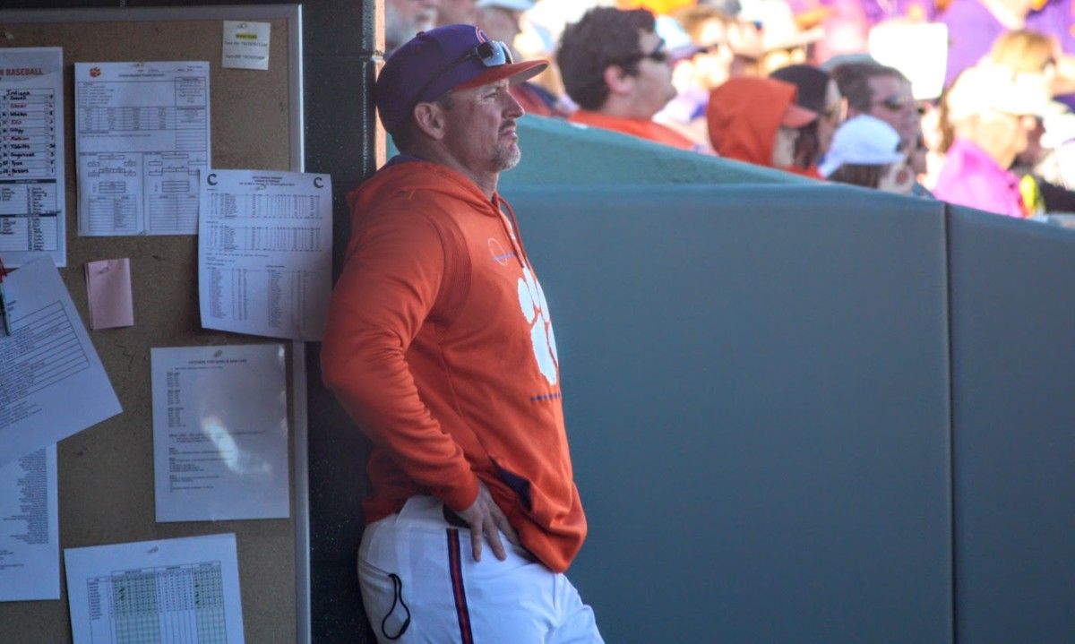Former Clemson Tiger Alex Urban 'Shocked' by Monte Lee Dismissal ...