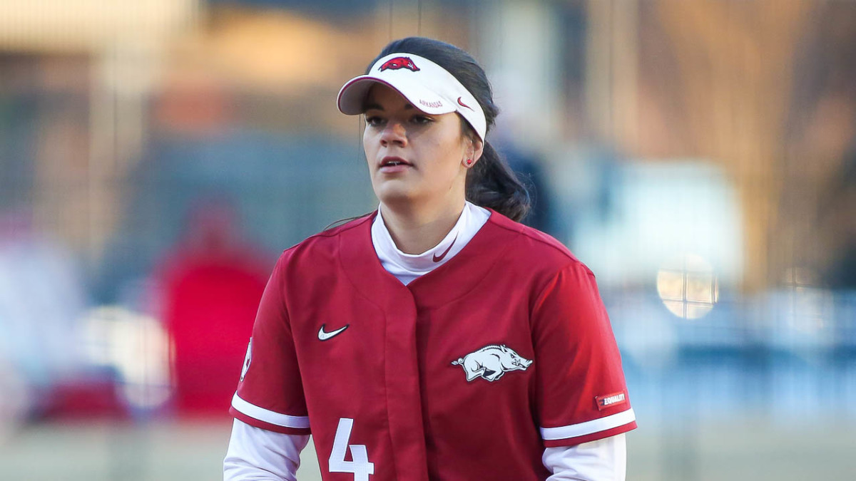 Mary Haff's Pitching Powers Hogs to Win Over Illinois - Sports ...