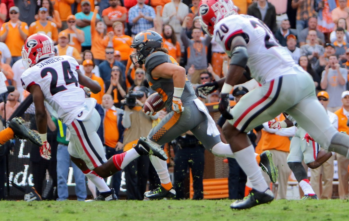 Former Tennessee Vols Standout Josh Smith Takes Coaching Job at Local ...