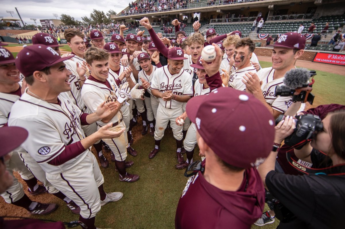 Offense Clicks For Aggies In Home Win Against Lamar - Sports ...