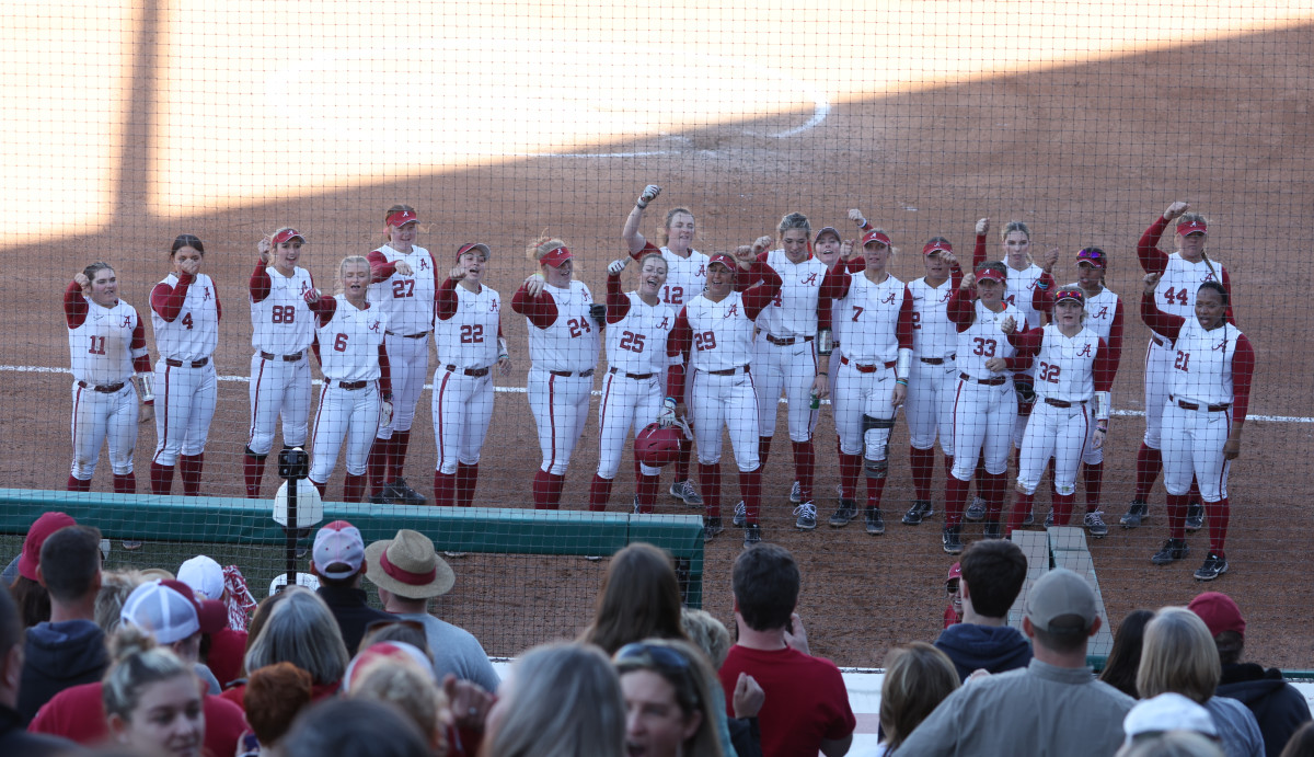 The Extra Point: Alabama Softball Exhibiting the Makeup of a Complete ...