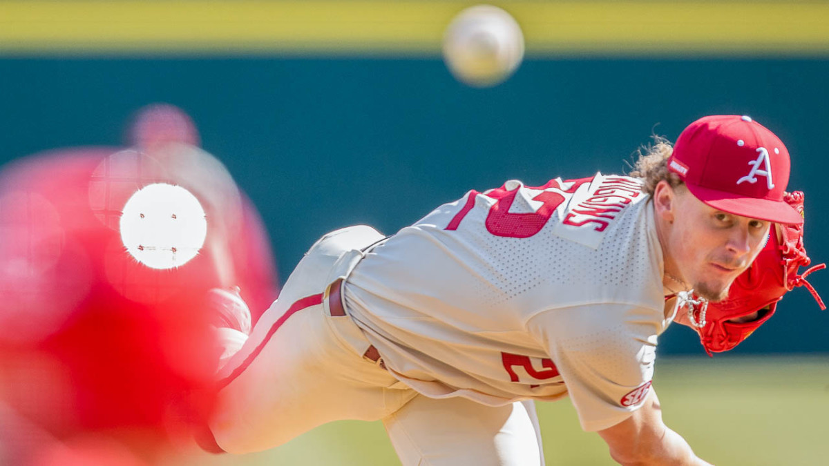 Razorbacks Keep SEC Series Winning Streak Alive, Downing Missouri ...