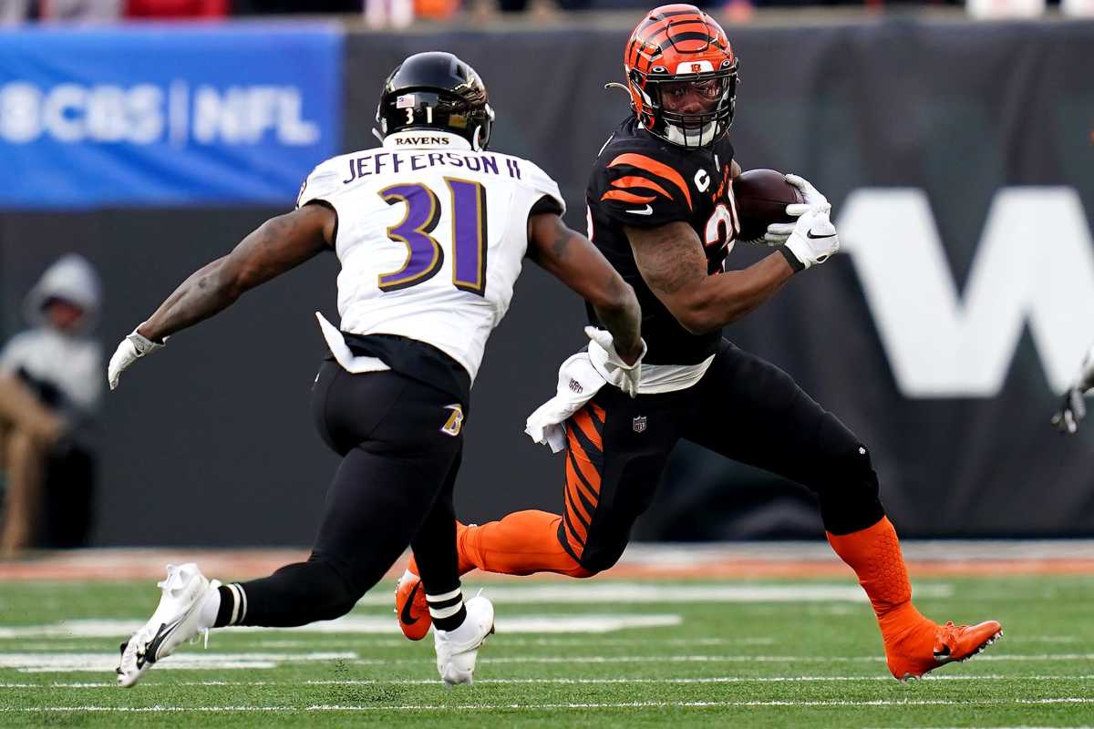 Former Oklahoma DB Tony Jefferson Re-Signed by Baltimore Ravens ...