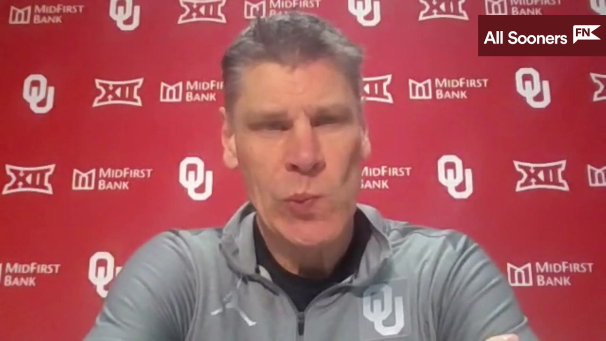 WATCH: Oklahoma HC Porter Moser Press Conference - Sports Illustrated ...