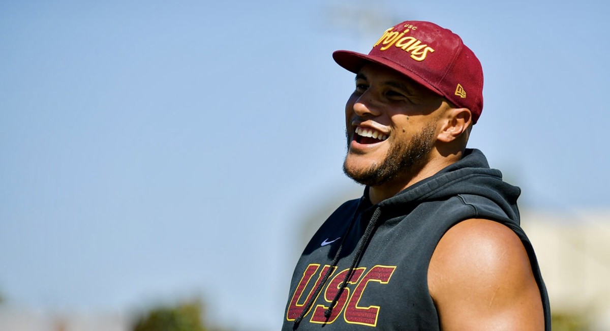 Vic So'oto Hired to Coach Cal OLBs After Stops at USC and (Briefly ...