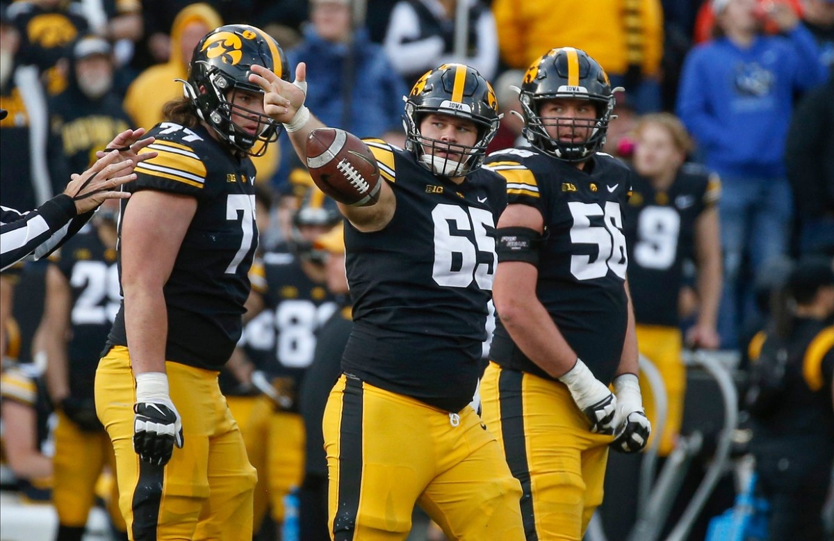 NFL mock draft: New York Jets make surprising pick on offensive line in ...