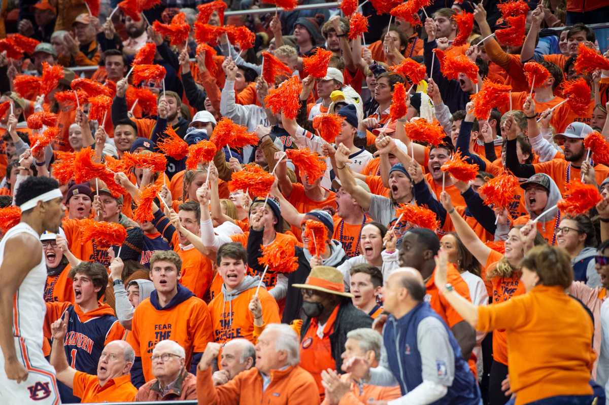 Arkansas Razorback Fans Still Have to Prove Worth One Last Game ...