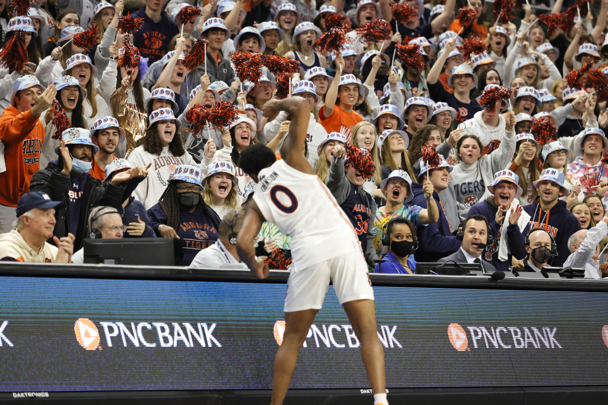 Arkansas Razorback Fans Still Have to Prove Worth One Last Game ...