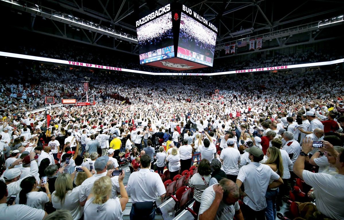 Arkansas Razorback Fans Still Have to Prove Worth One Last Game ...