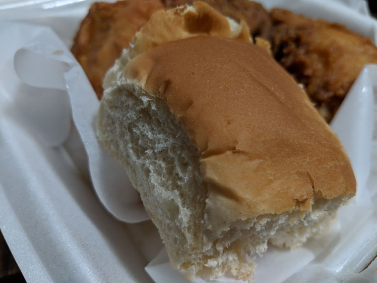 Cheap Seats Become Best Seats at Arkansas Razorback Softball's Bogle ...