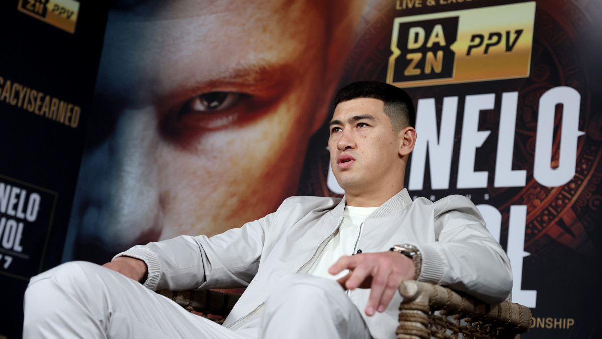 Russian champ Dmitry Bivol speaks on the war in Ukraine - Sports ...