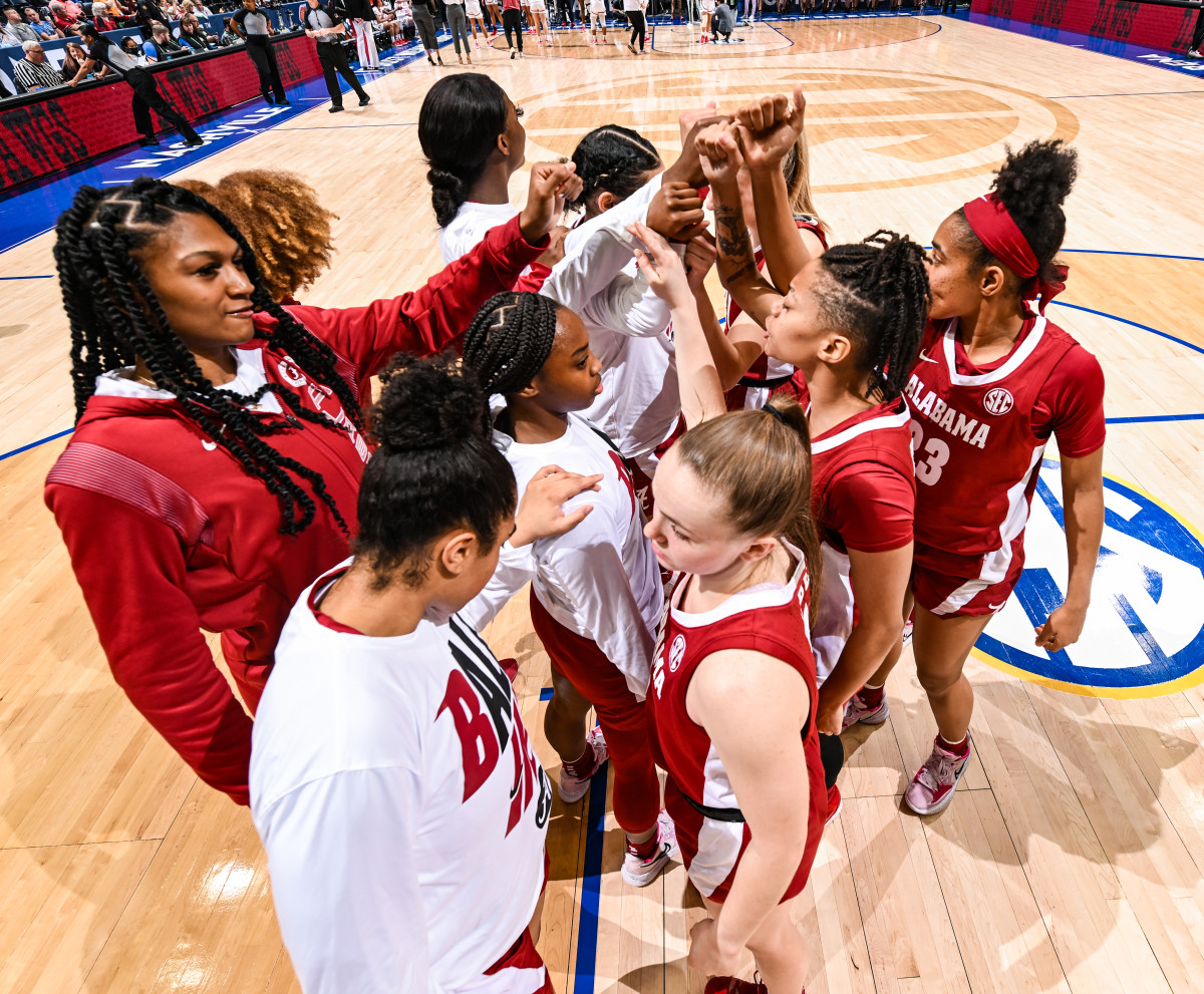 Alabama Women's Basketball Fends Off Georgia Comeback Effort in SEC ...