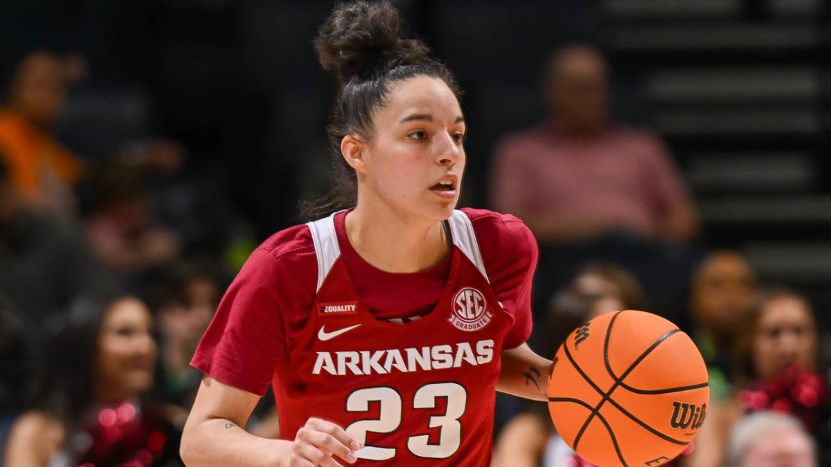 Razorbacks Will Be Facing Team That Looks Very Familiar - Sports ...