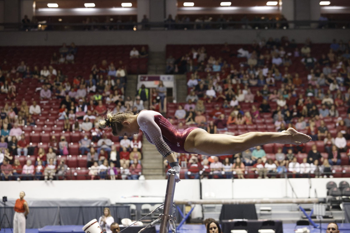 Led by Seniors, Alabama Gymnastics Has Best Score of Season to Beat ...