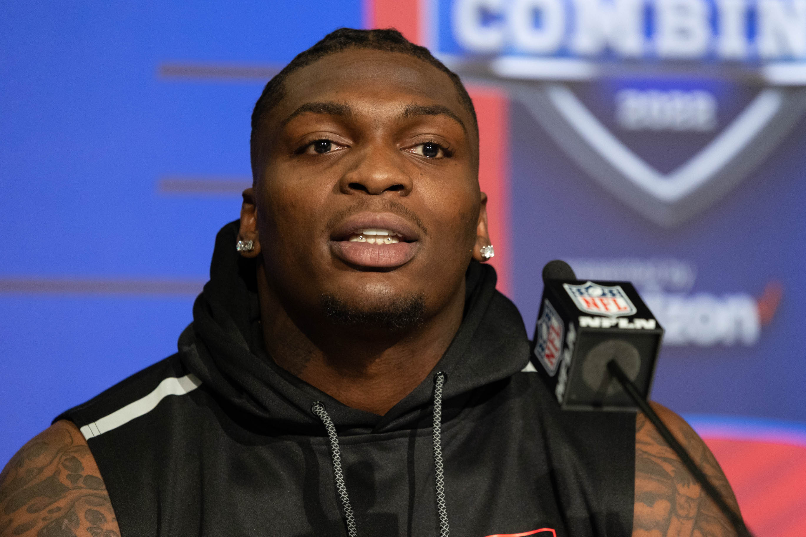 Oklahoma DL Perrion Winfrey Selected by the Cleveland Browns - Sports ...