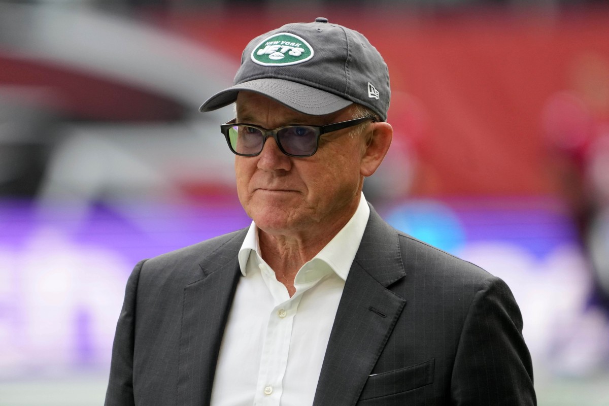New York Jets' Woody Johnson, Owners to Vote On New Referee Technology ...