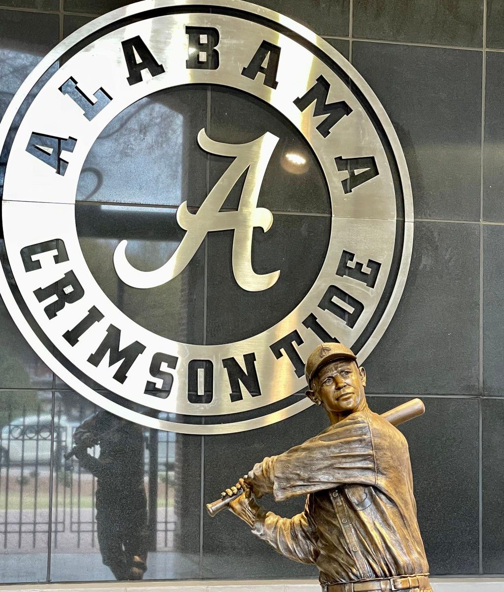 Live Updates: Binghamton at Alabama Baseball - Sports Illustrated ...