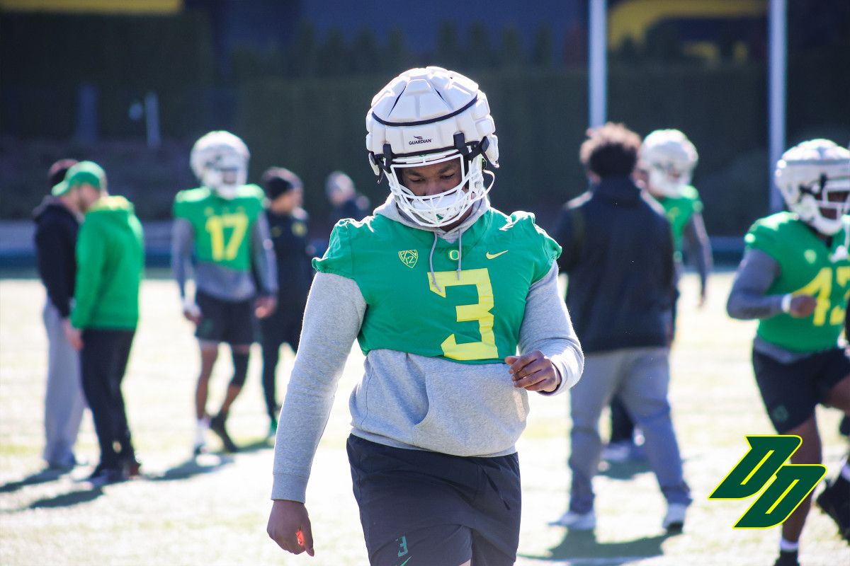 Oregon Football Needs Young Defensive Linemen to 'Close the Gap' in ...