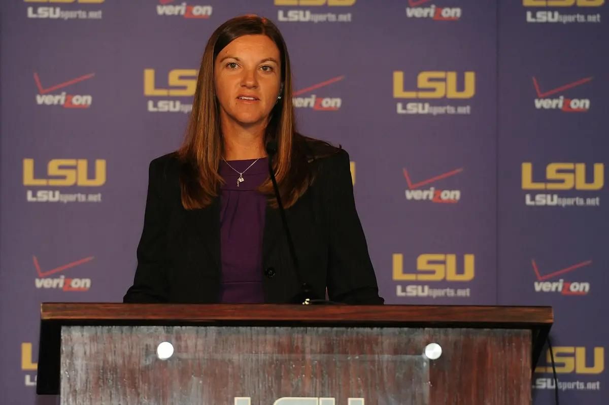 Alabama Softball Aims To Turn Page on 20-0 Start as SEC Play Begins at ...