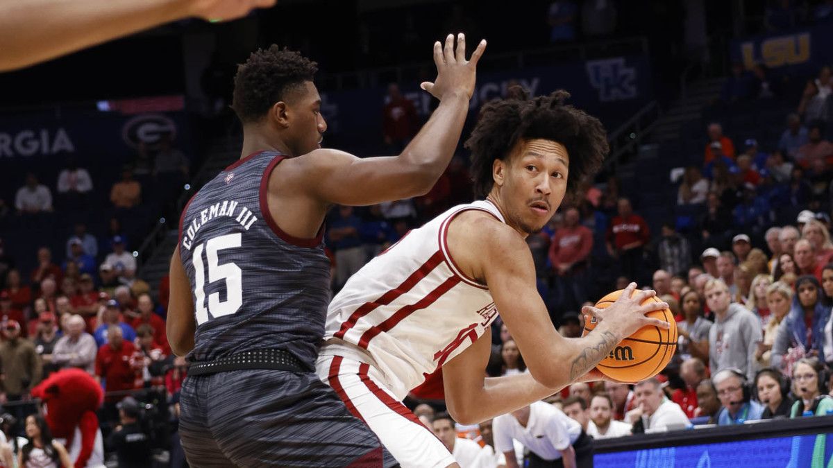 Razorbacks' Jaylin Williams Knows Challenge Facing Against Gonzaga ...