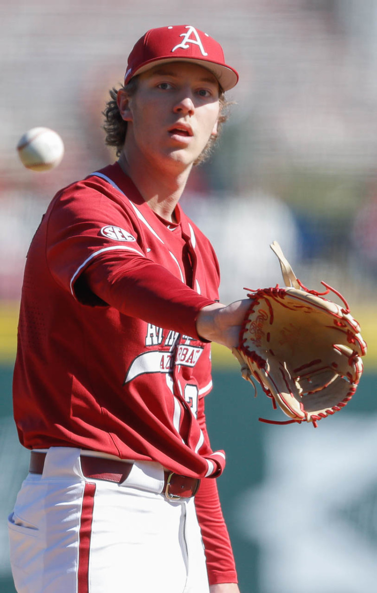 Razorbacks Power Way to Series-Clinching Dominating Win - Sports ...