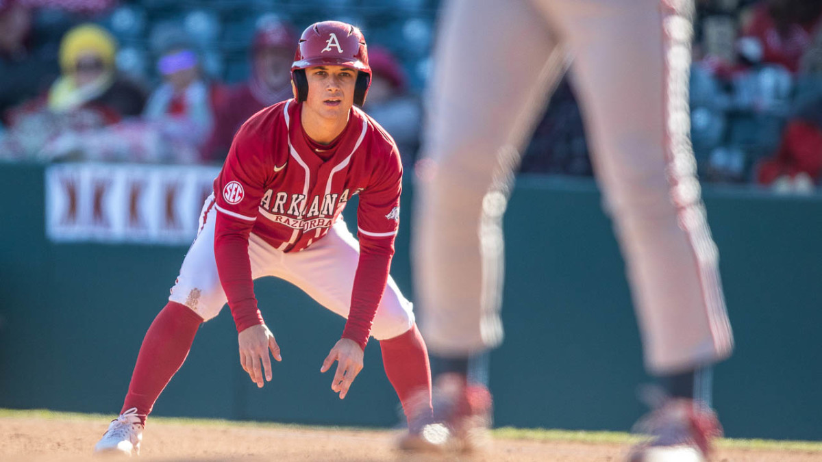 Razorbacks Power Way to Series-Clinching Dominating Win - Sports ...