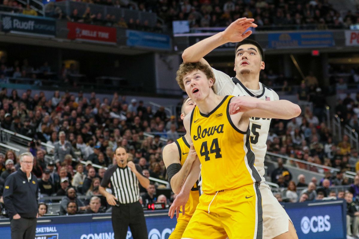 Riley Mulvey Approach More Serious - Sports Illustrated Iowa Hawkeyes ...