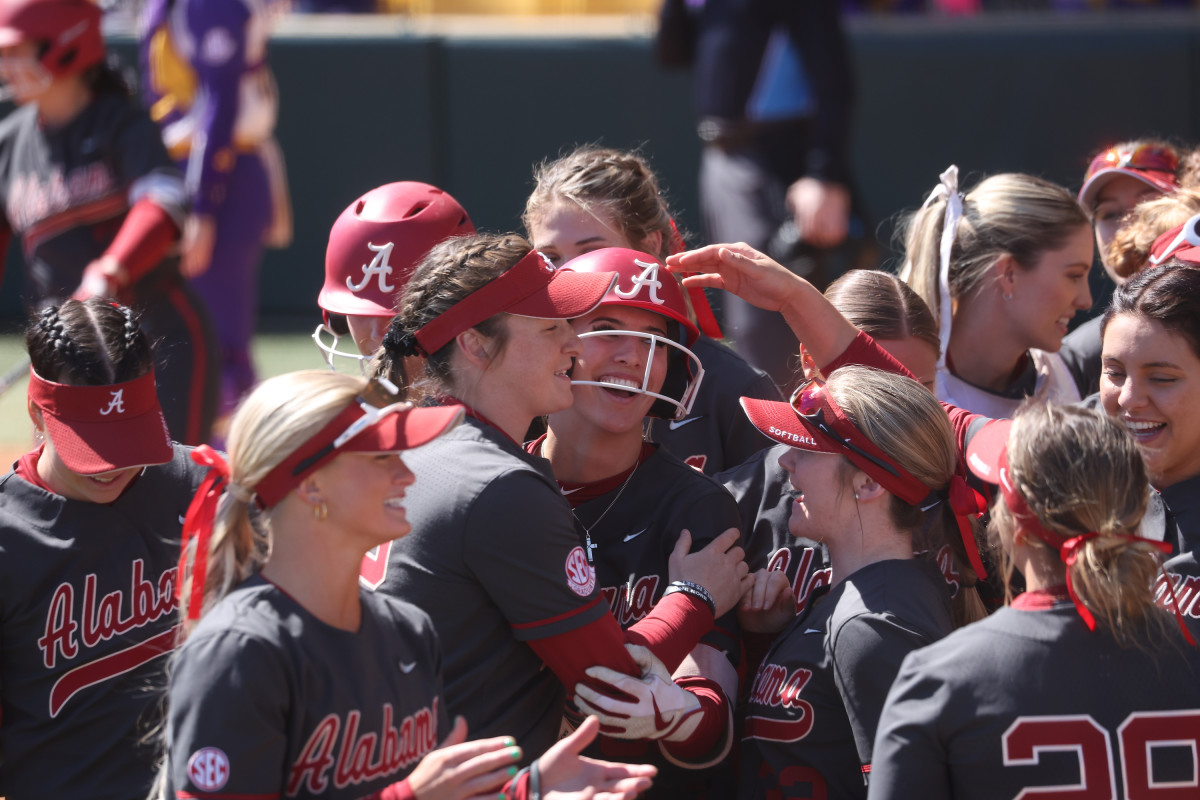 No. 2 Alabama Softball, Montana Fouts Bounce Back to Win Series Finale ...