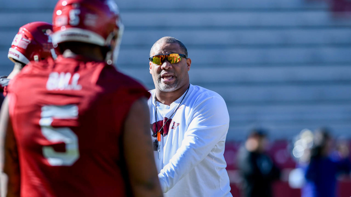 Photos from Razorbacks' First Spring Practice - Sports Illustrated All ...